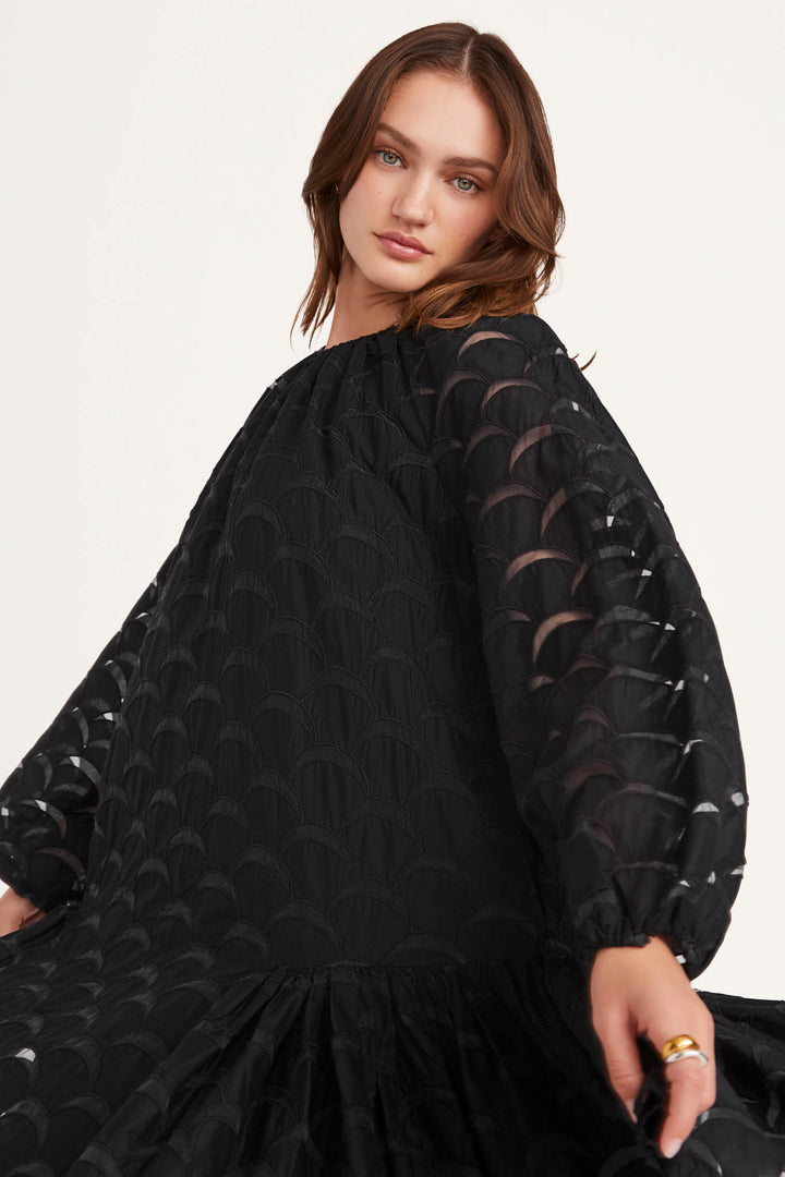 Shop Women's Luxury, Voluminous, and Everyday Dresses – Merlette