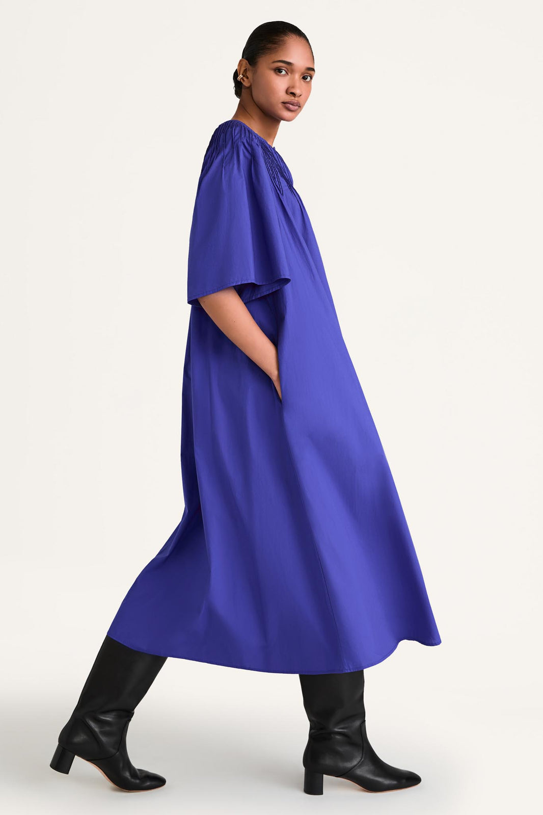 Shop Women's Luxury Dresses, Voluminous Dresses, Everyday Dresses ...