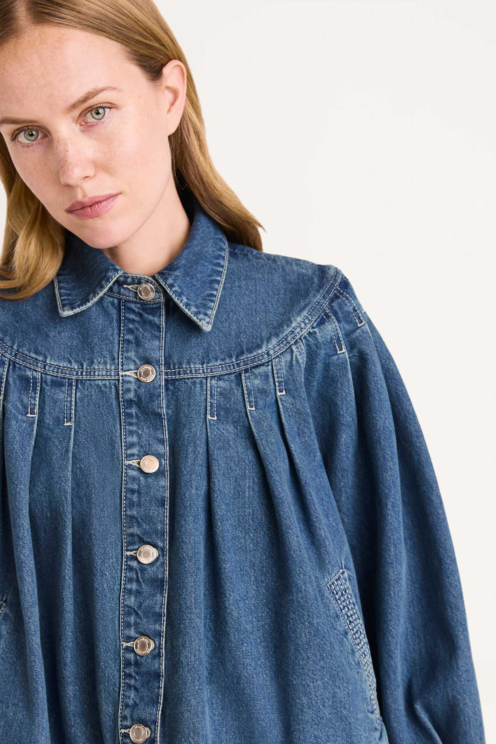Easton Denim Jacket in Mid-Blue Wash – Merlette